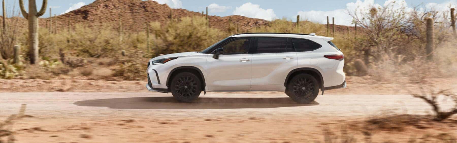 2024 Toyota Highlander Model Research | Groove Toyota
