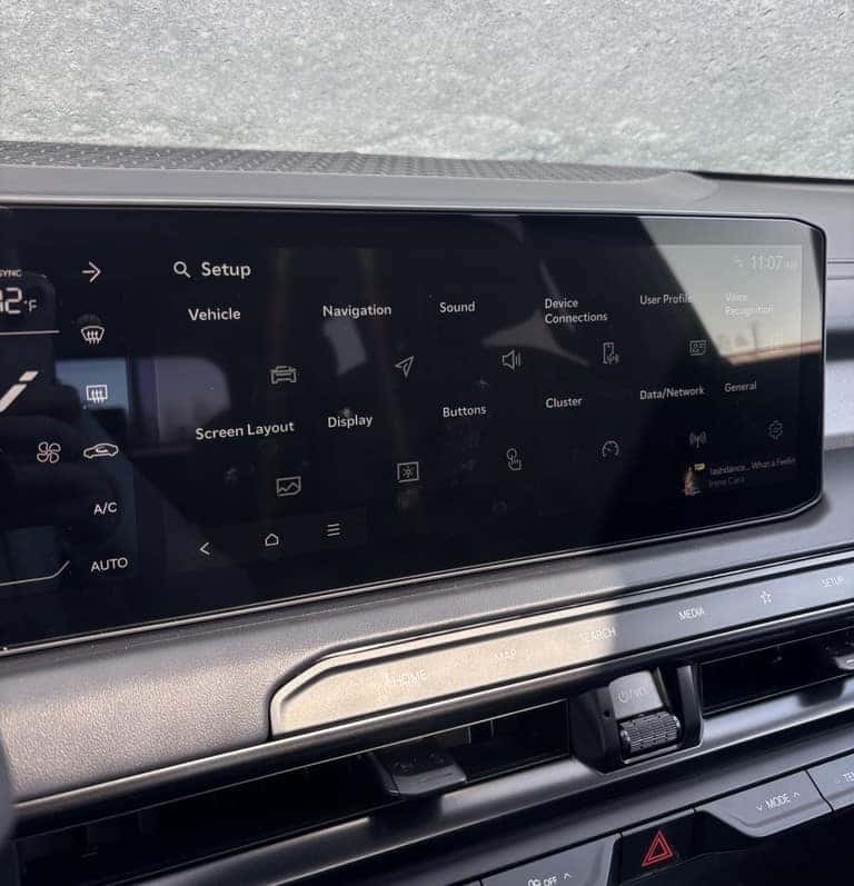 How to Customize Display Themes in Your 2027 Kia Telluride | Jeff ...