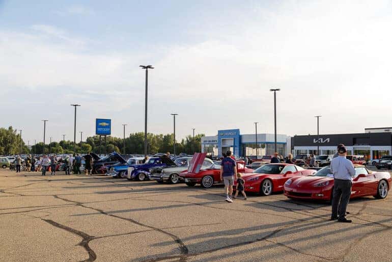 New & Used Chevy Dealer Lakeville MN - Jeff Belzer's Chevy